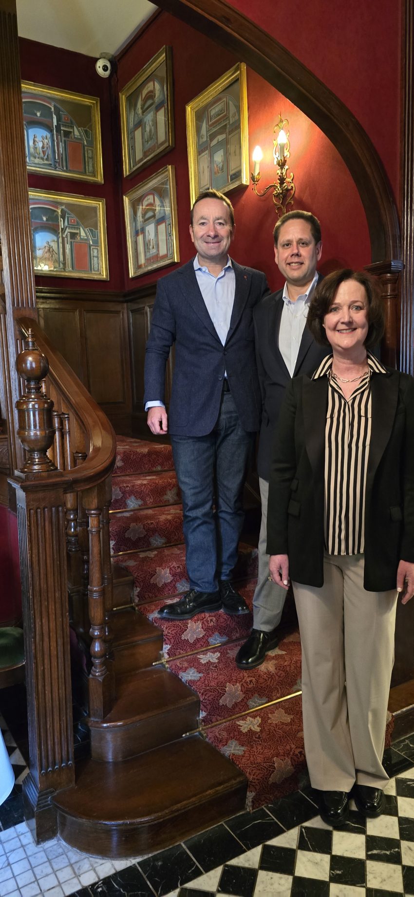 Jonathan Raggett | RMWorldTravel with Robert & Mary Carey and Rudy Maxa